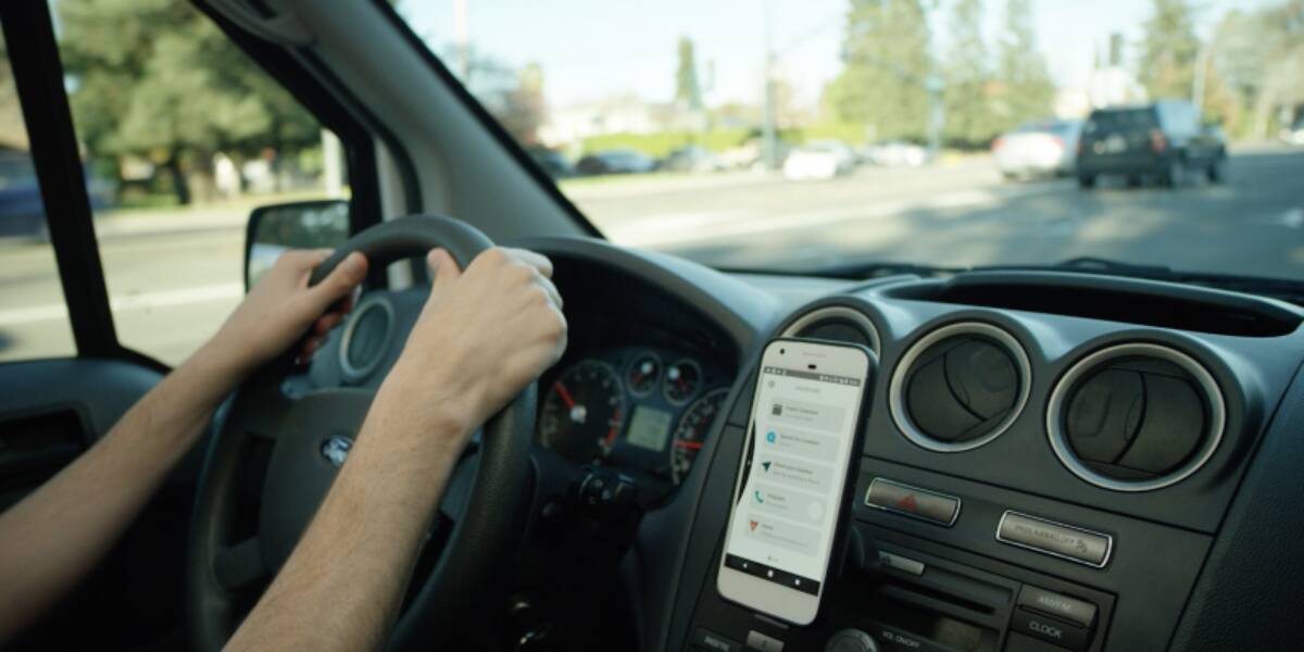 Data Report: How the American Driver Uses Mobile Tech | Drivemode